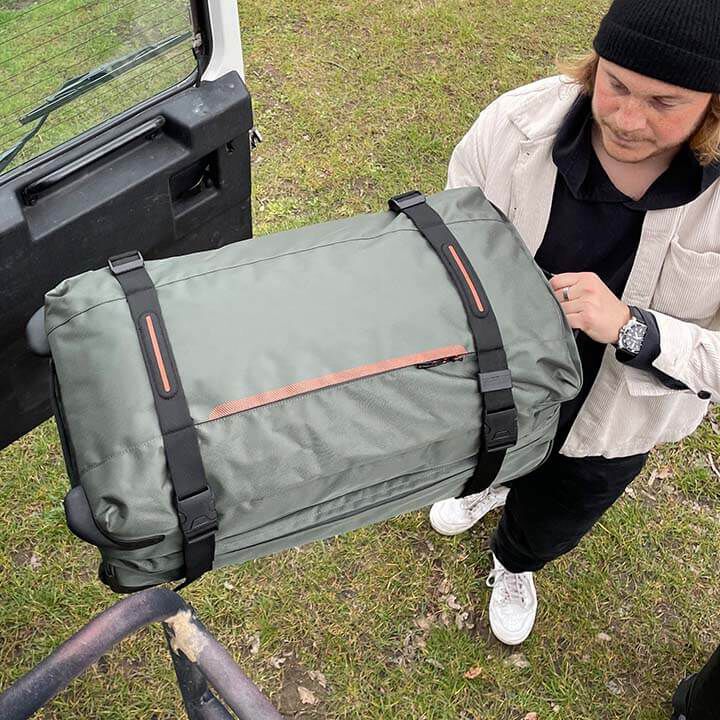 Urban Track | Duffle Bag with Wheels | American Tourister
